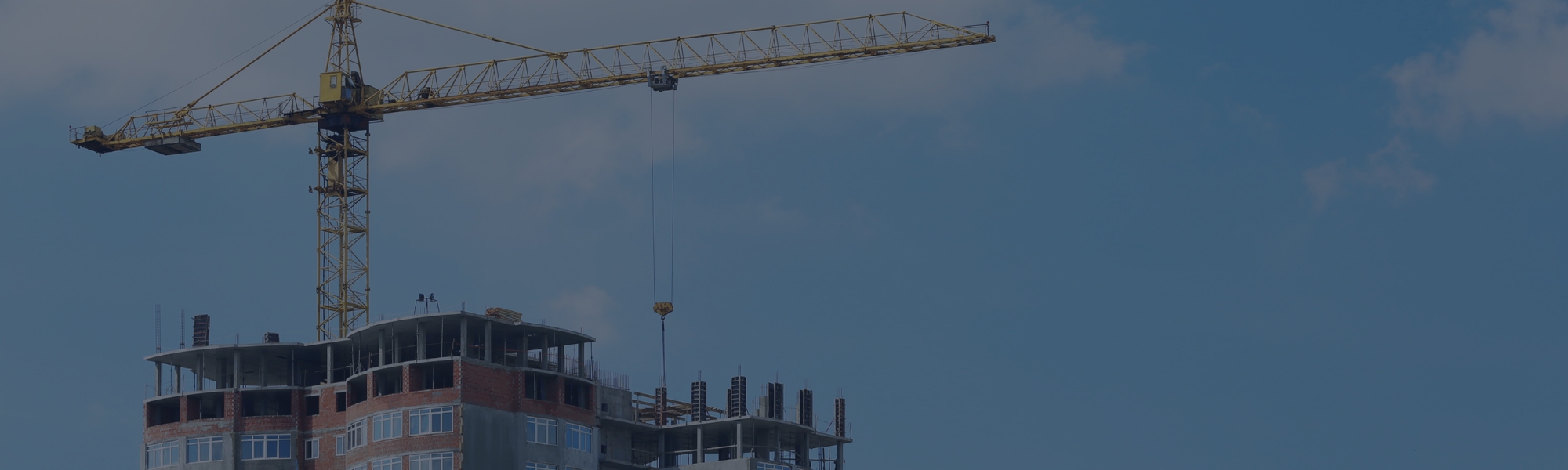 Crane oversailing and trespass